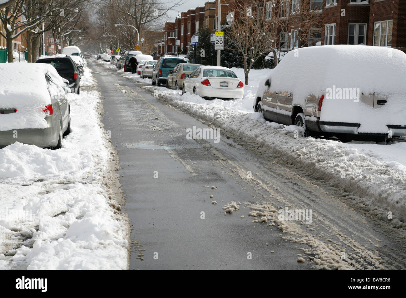 Slush on street hi-res stock photography and images - Alamy