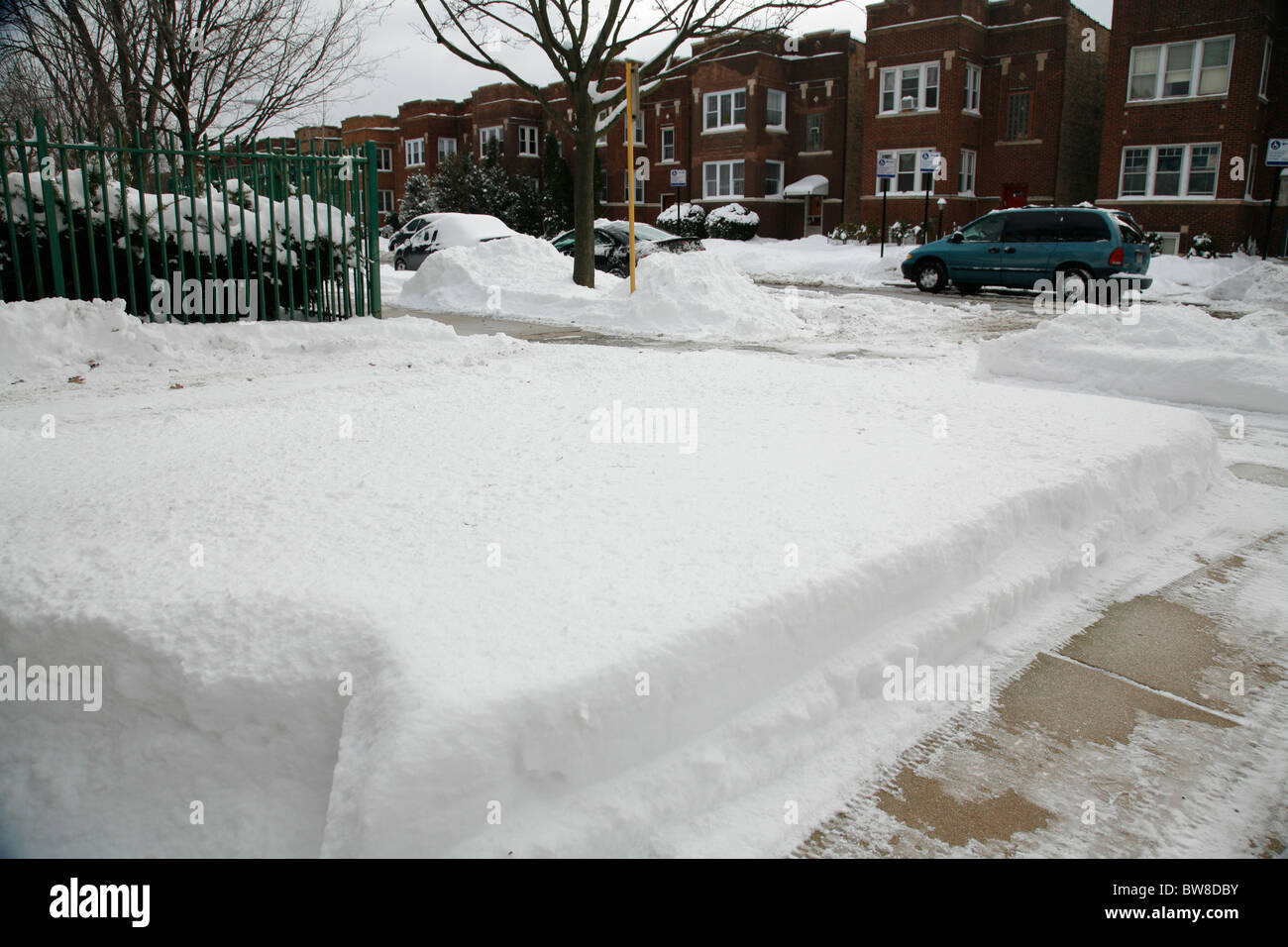 Shoveled walk hi-res stock photography and images - Alamy