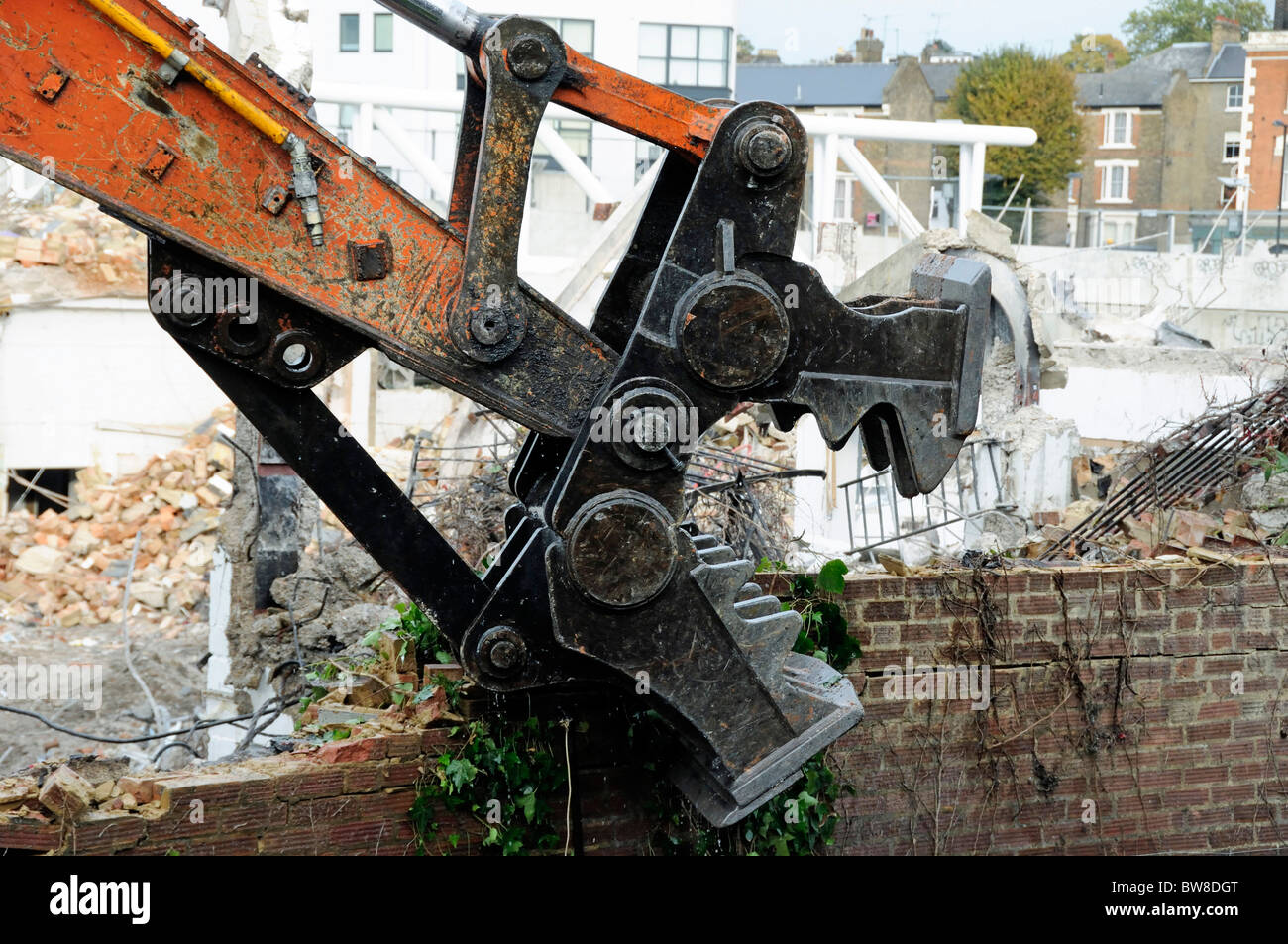 Demolition excavator hi-res stock photography and images - Alamy