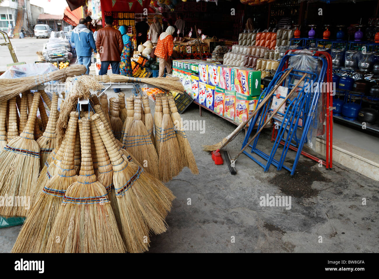 Provision shop hi-res stock photography and images - Alamy