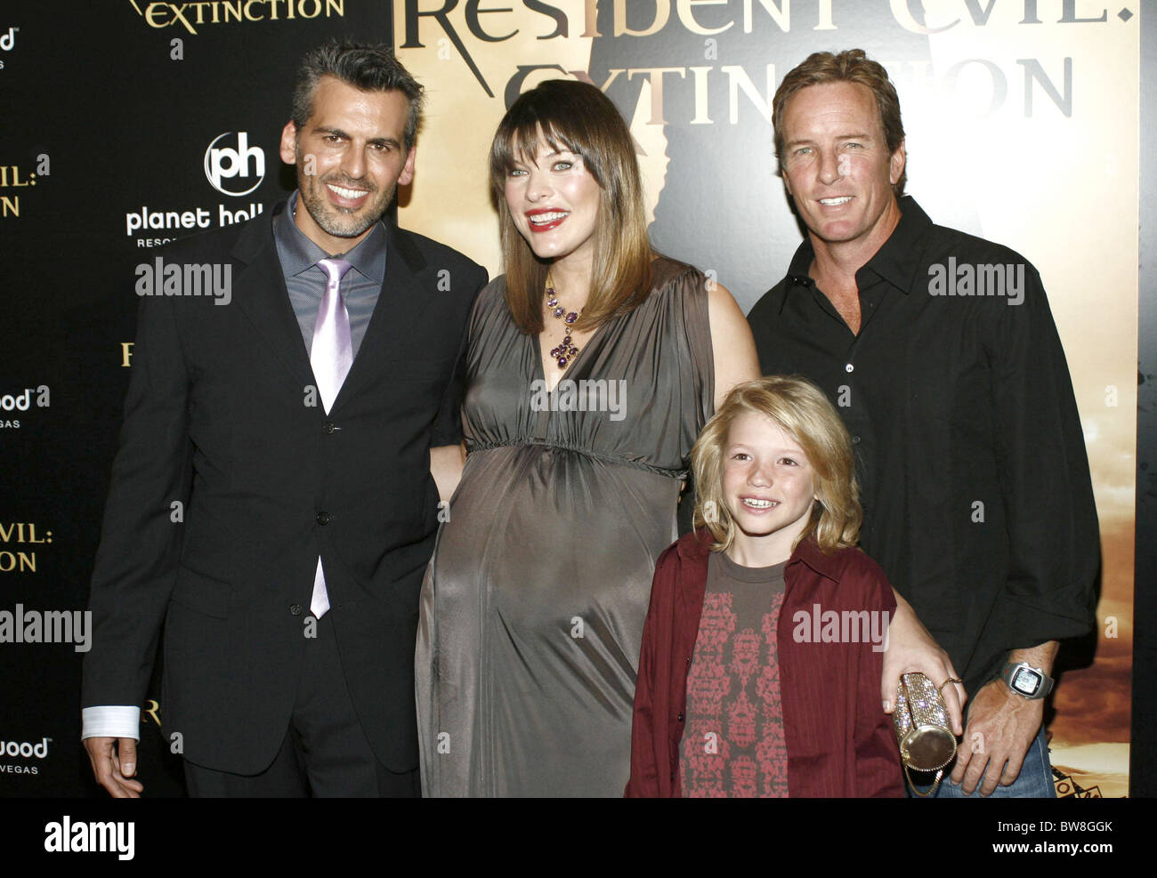 RESIDENT EVIL: EXTINCTION Premiere Stock Photo - Alamy