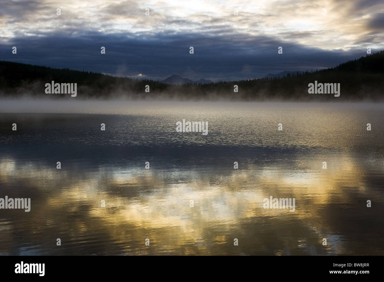 Bowron lakes hi-res stock photography and images - Alamy