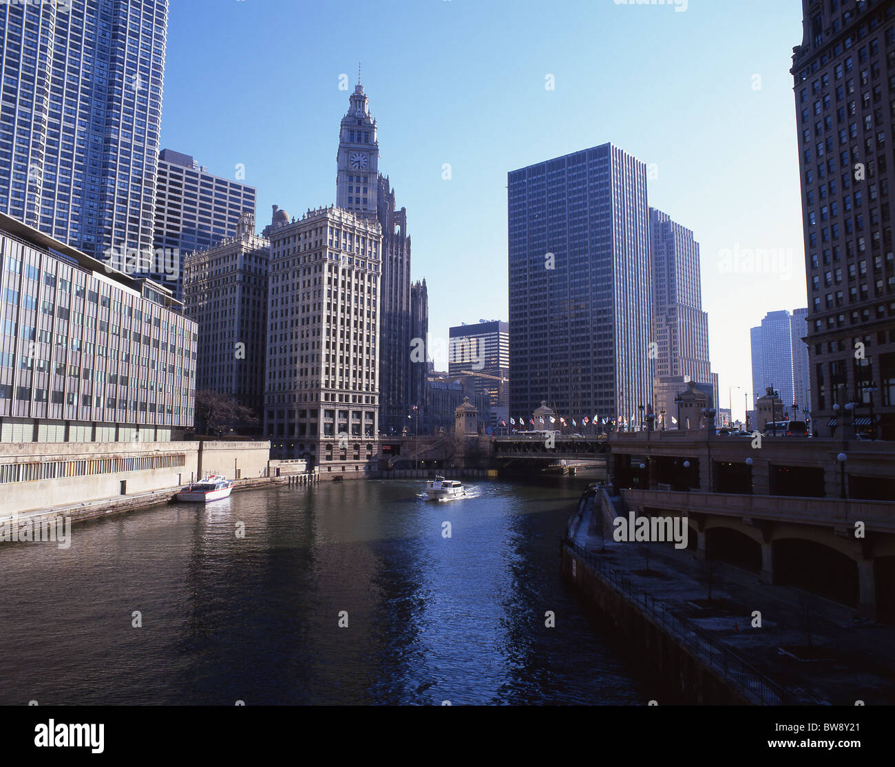 Chicago River and downtown district, Chicago, Illinois, United States ...