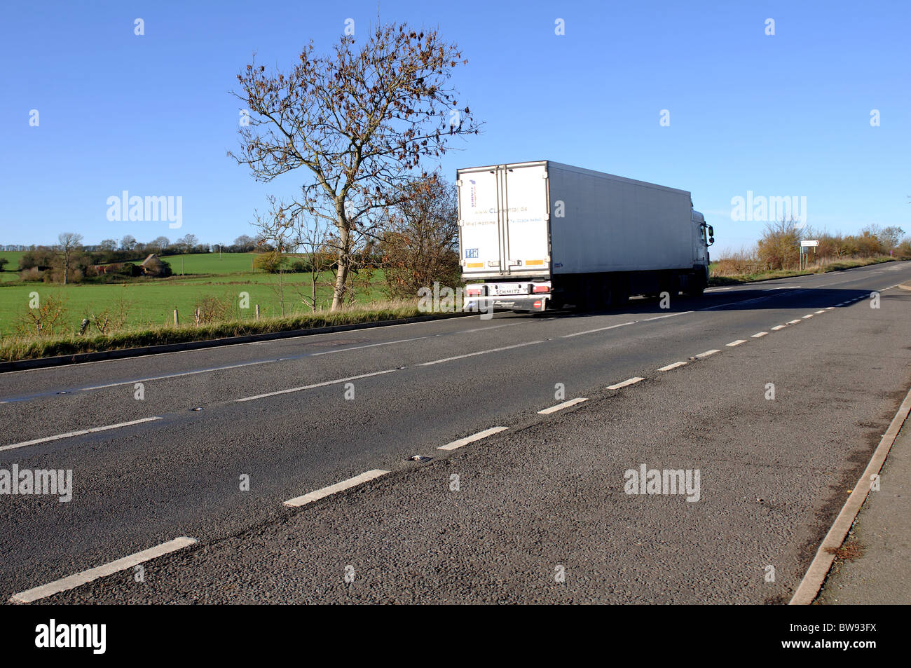 A5 road hi-res stock photography and images - Alamy