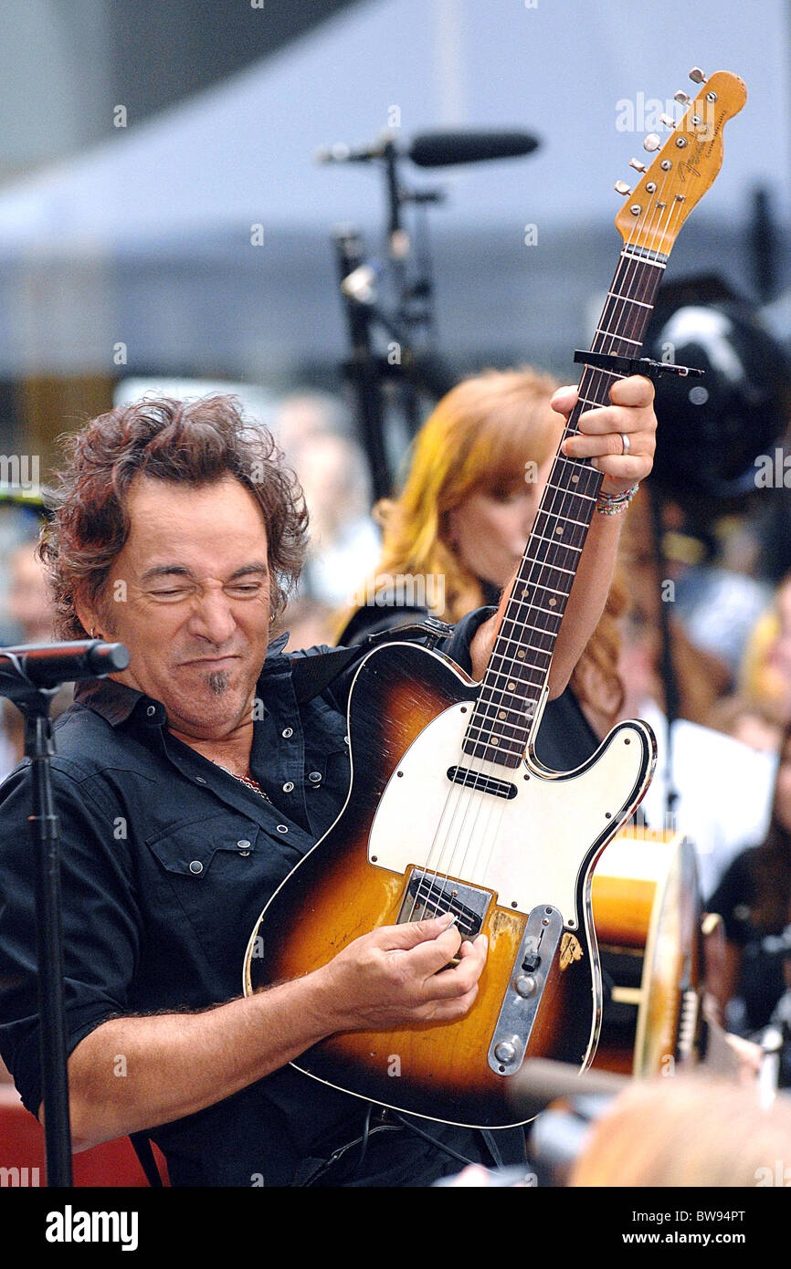 NBC Today Show Concert with Bruce Springsteen and the E Street Band ...