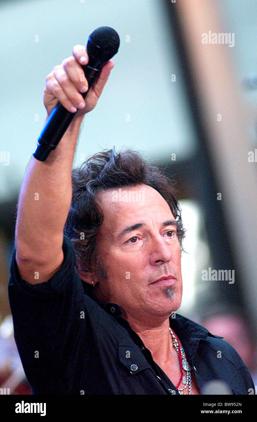 The NBC Today Show Concert with Bruce Springsteen and the E Street Band ...
