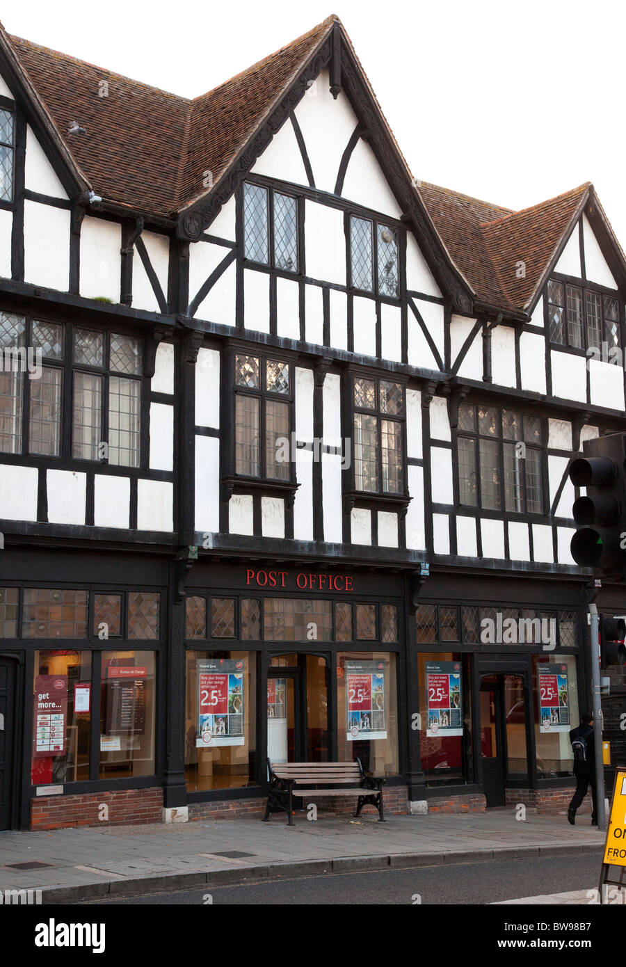 Tudor architecture hi-res stock photography and images - Alamy