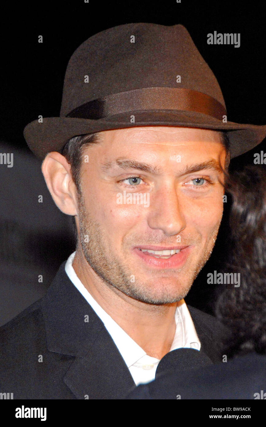 Sleuth Hat High Resolution Stock Photography and Images - Alamy