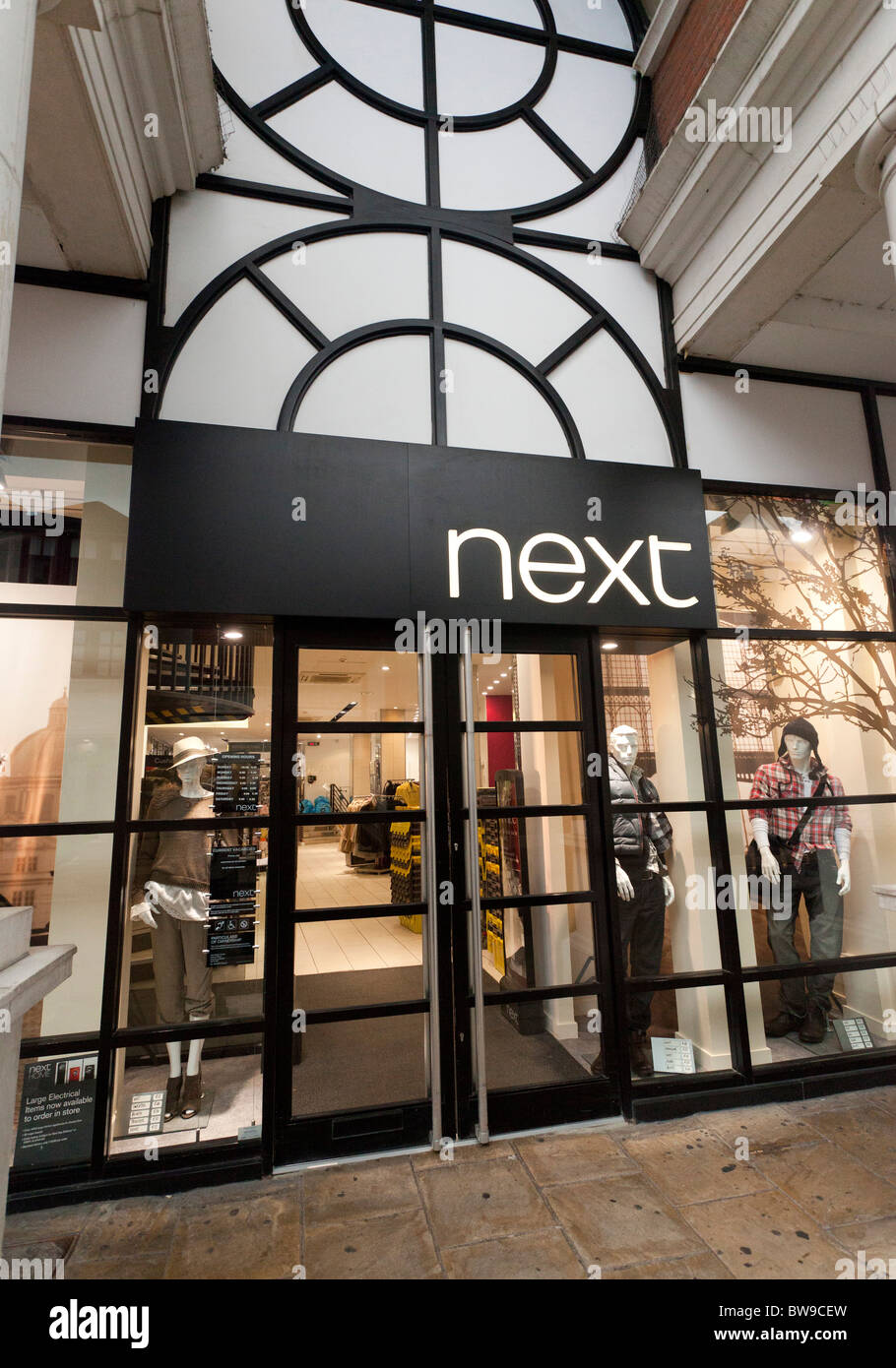 Next clothing store shop front hi-res stock photography and images - Alamy