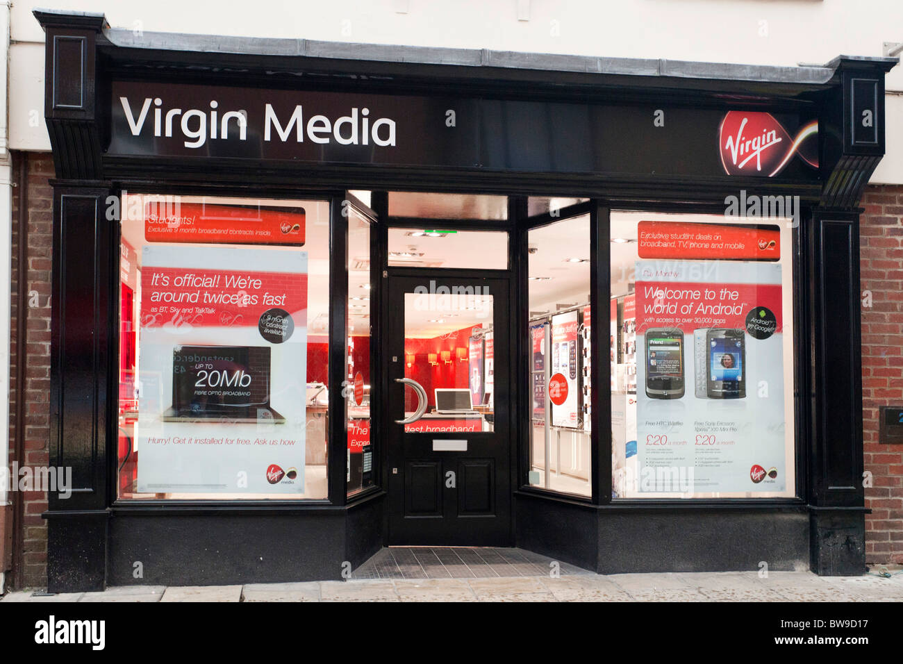 Virgin media in the uk hi-res stock photography and images - Alamy