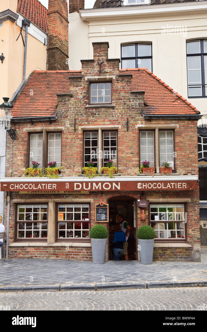Dumon chocolatier shop selling Belgian chocolate products. Eirmarkt ...