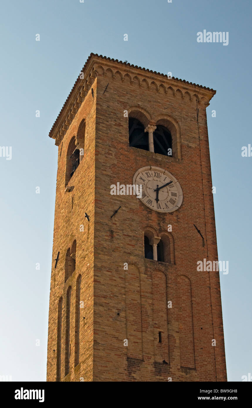 Romanesque bell tower hi-res stock photography and images - Alamy