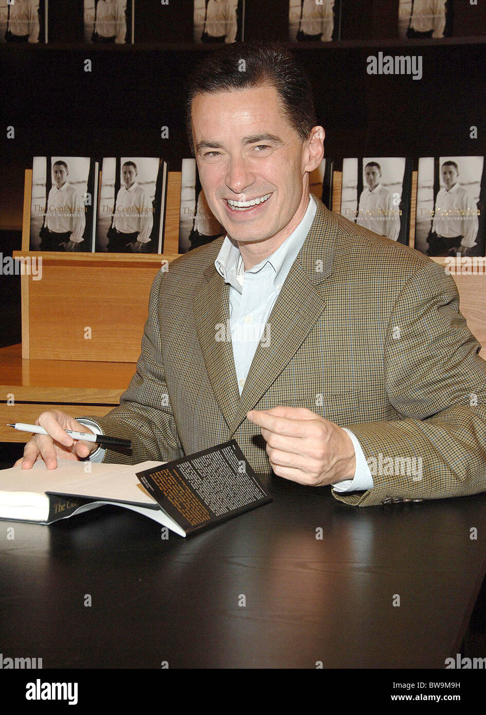 James McGreevey Book Signing for THE CONFESSION Stock Photo - Alamy