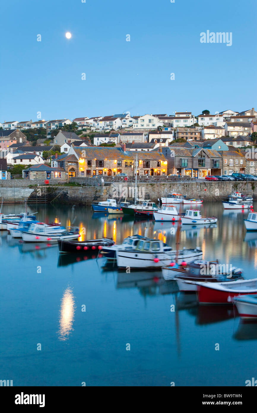 Porthleven at night; Cornwall Stock Photo - Alamy