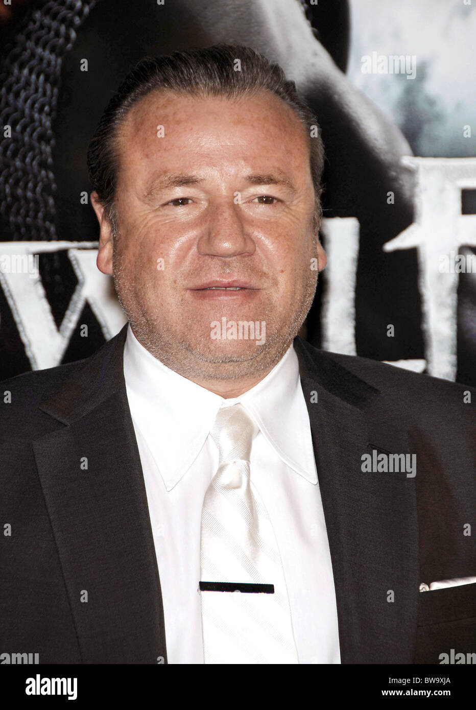 Ray winstone beowulf hi-res stock photography and images - Alamy
