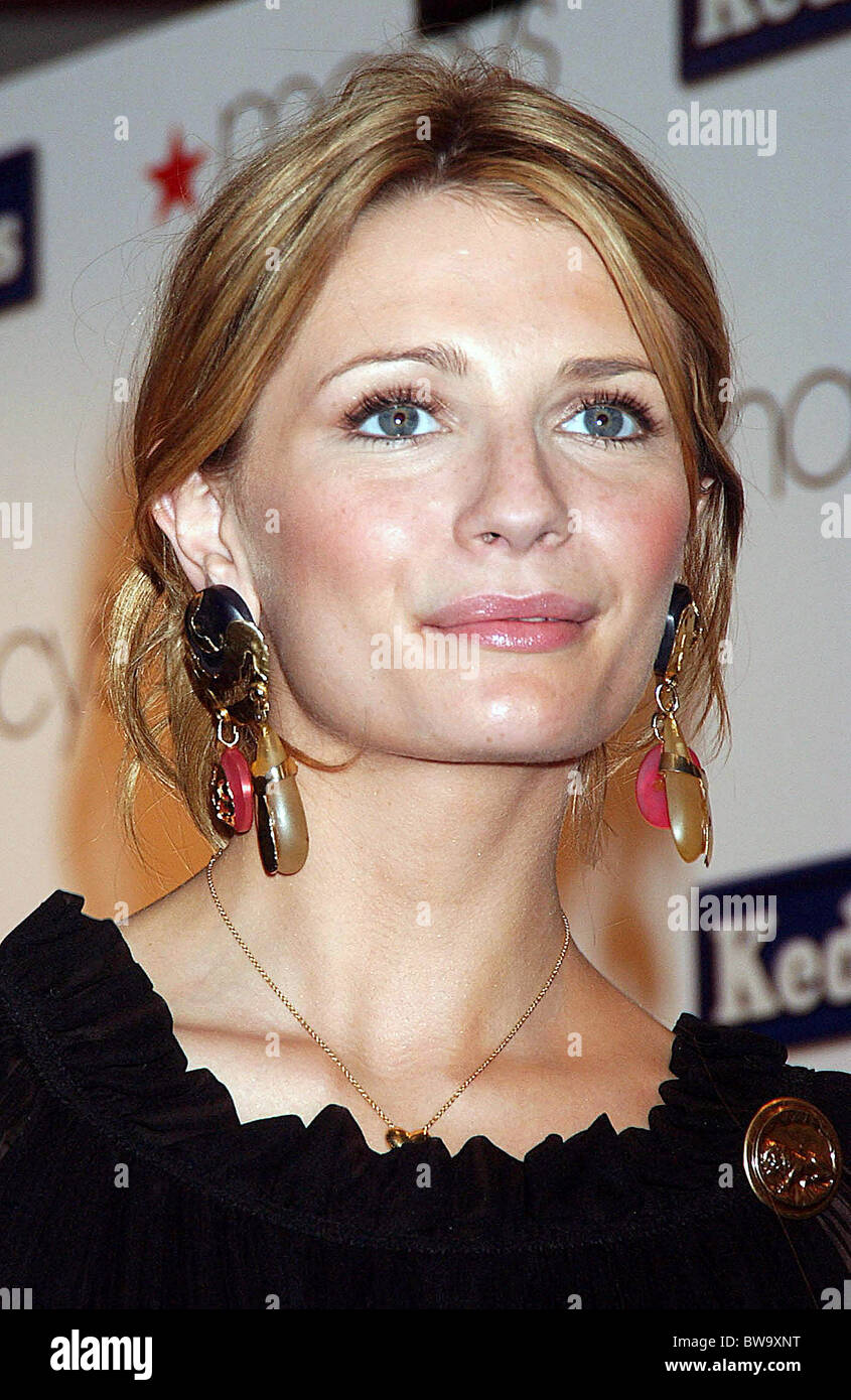 KEDS Presents Mischa Barton Autograph Signing Stock Photo - Alamy