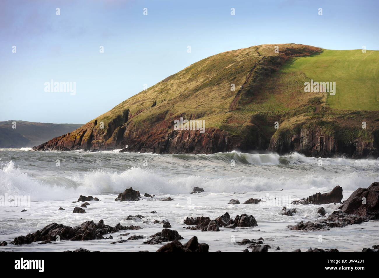 Manorbier bay hi-res stock photography and images - Alamy