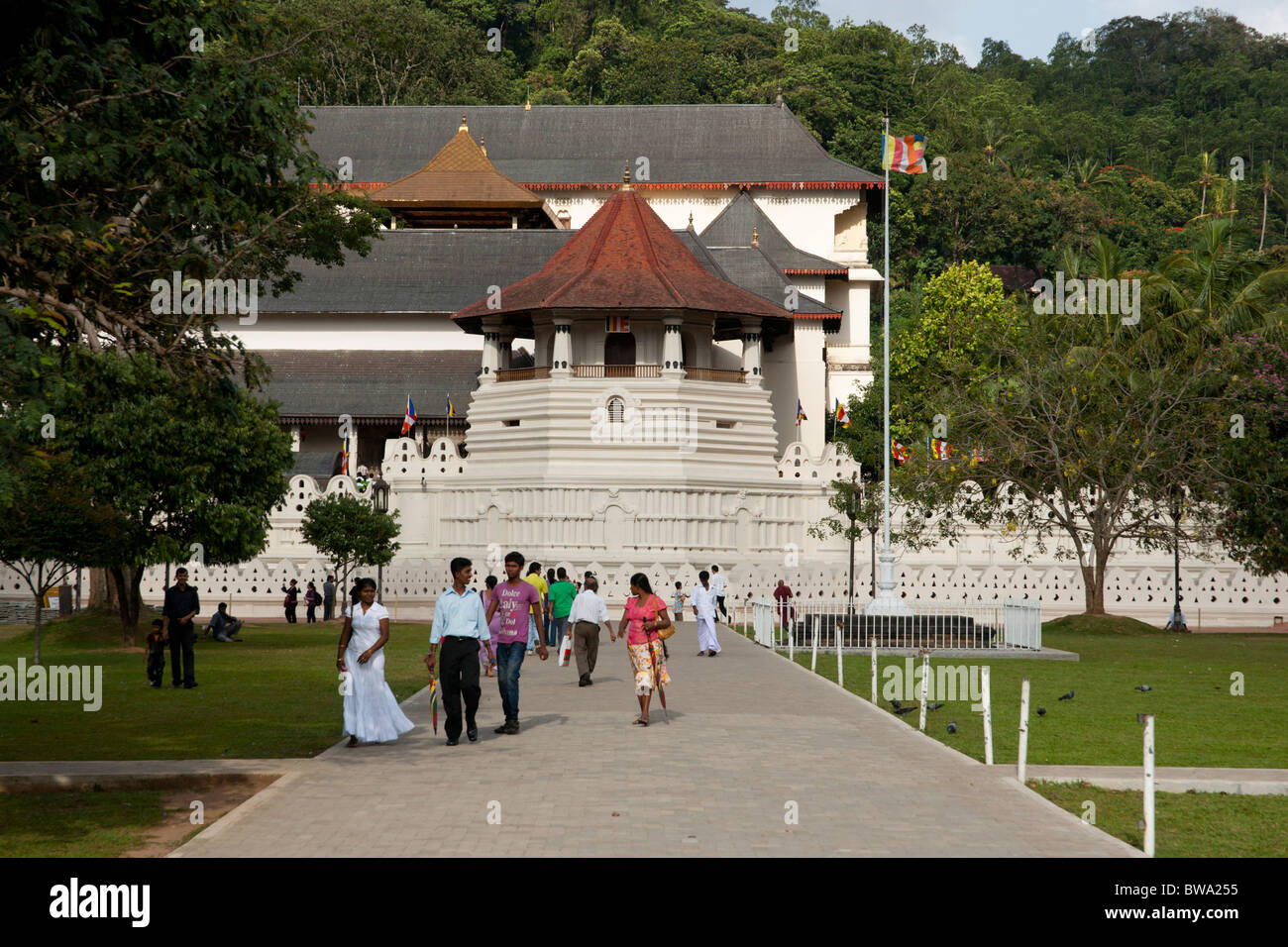 Temple of the Tooth, Kandy, Sri Lanka Stock Photo - Alamy