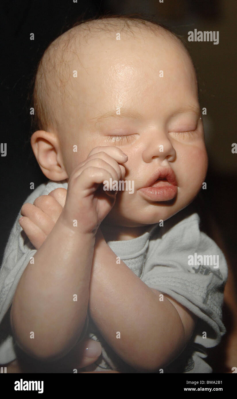Shiloh jolie pitt baby hi-res stock photography and images - Alamy