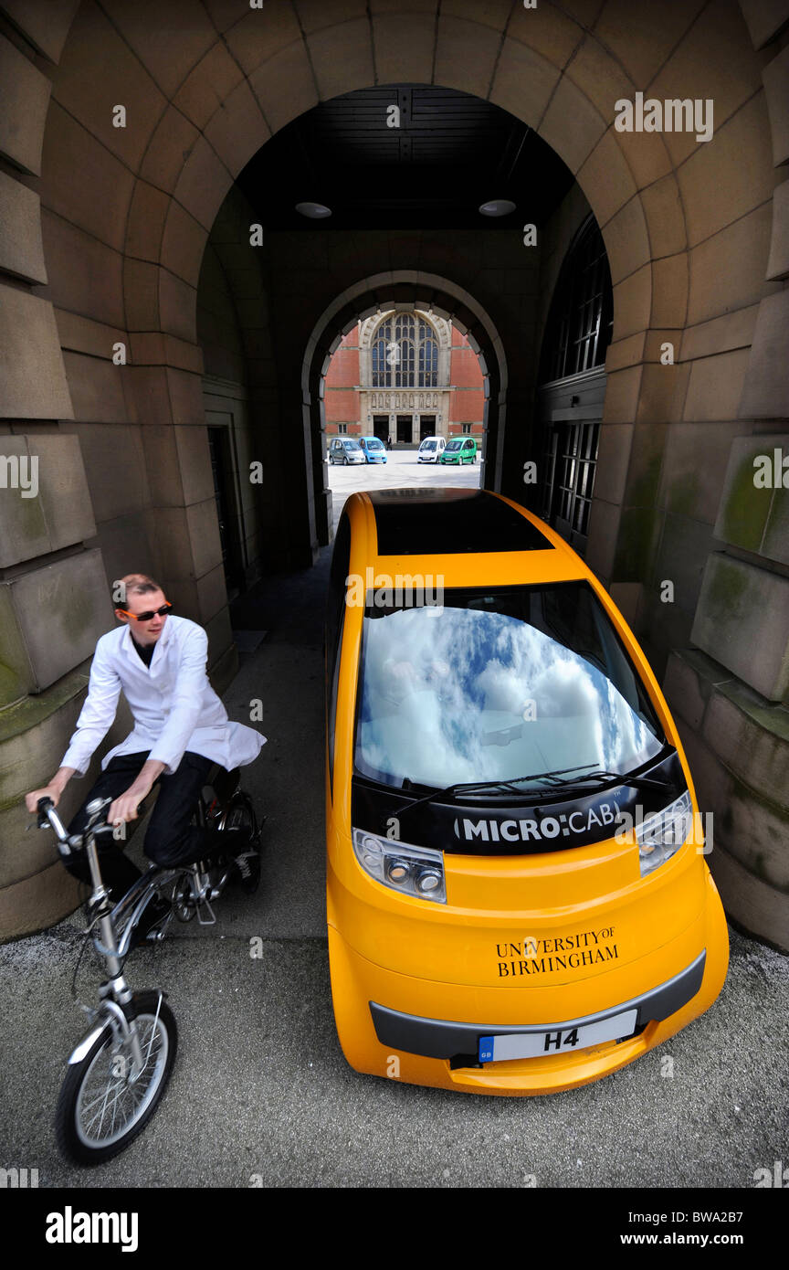The fleet of hydrogen fuel cell 'Micro Cab' vehicles at the University ...