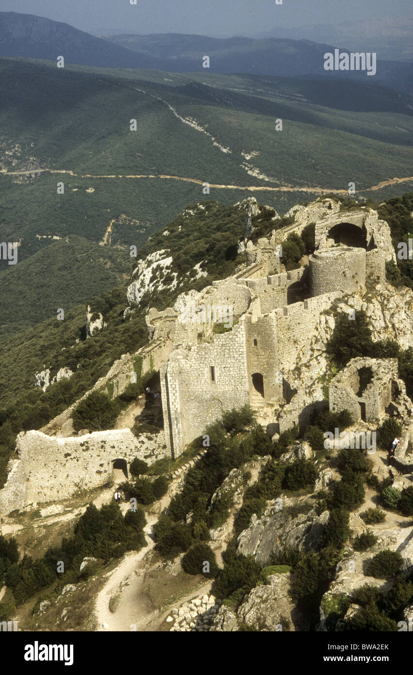The ruined chateau of Peyrepertuse, one of the 'Cathar Castles' of ...