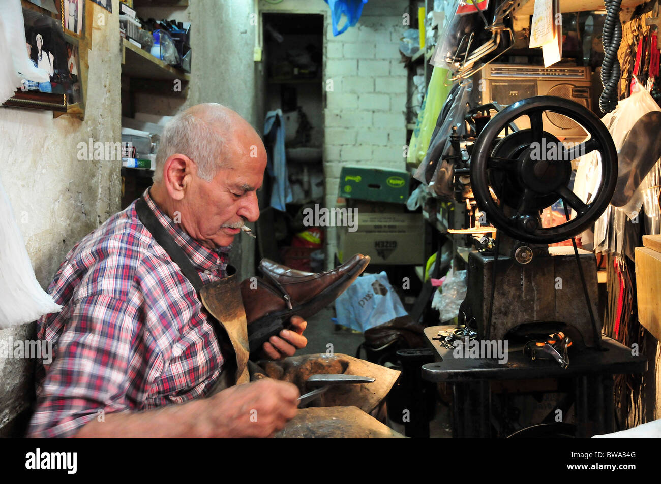 Shoemakers Shop High Resolution Stock Photography and Images - Alamy
