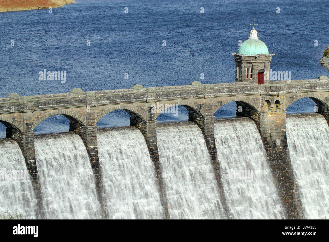 Craig Goch reservoir dam overflowing close up, Elan Valley, Wales Stock ...