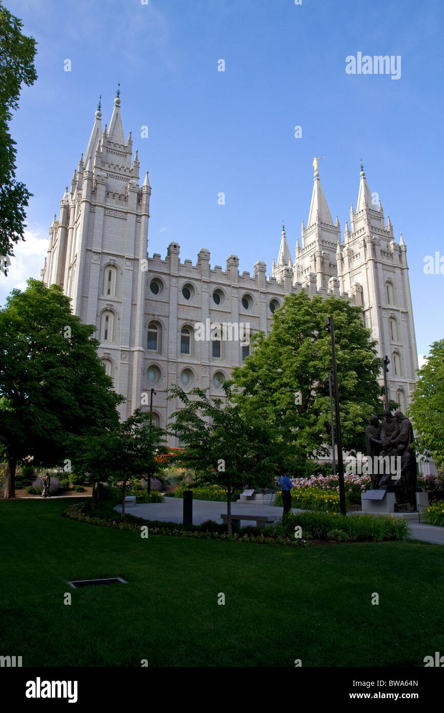 Mormon temple grounds hi-res stock photography and images - Alamy