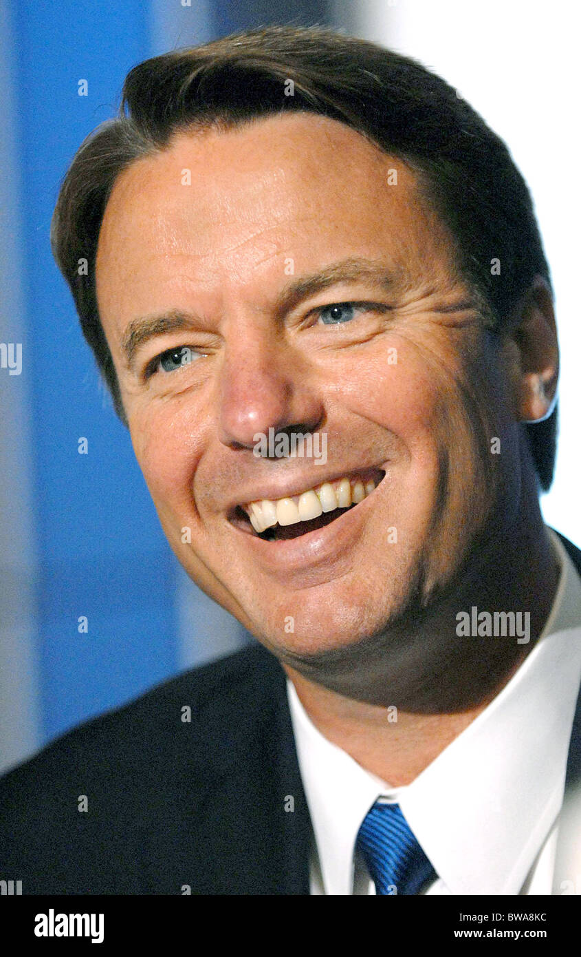John edwards conference hi-res stock photography and images - Alamy