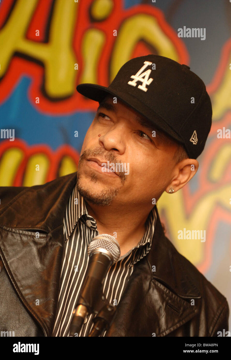 Hip-Hop Comes to the Smithsonian Donation Ceremony Stock Photo - Alamy