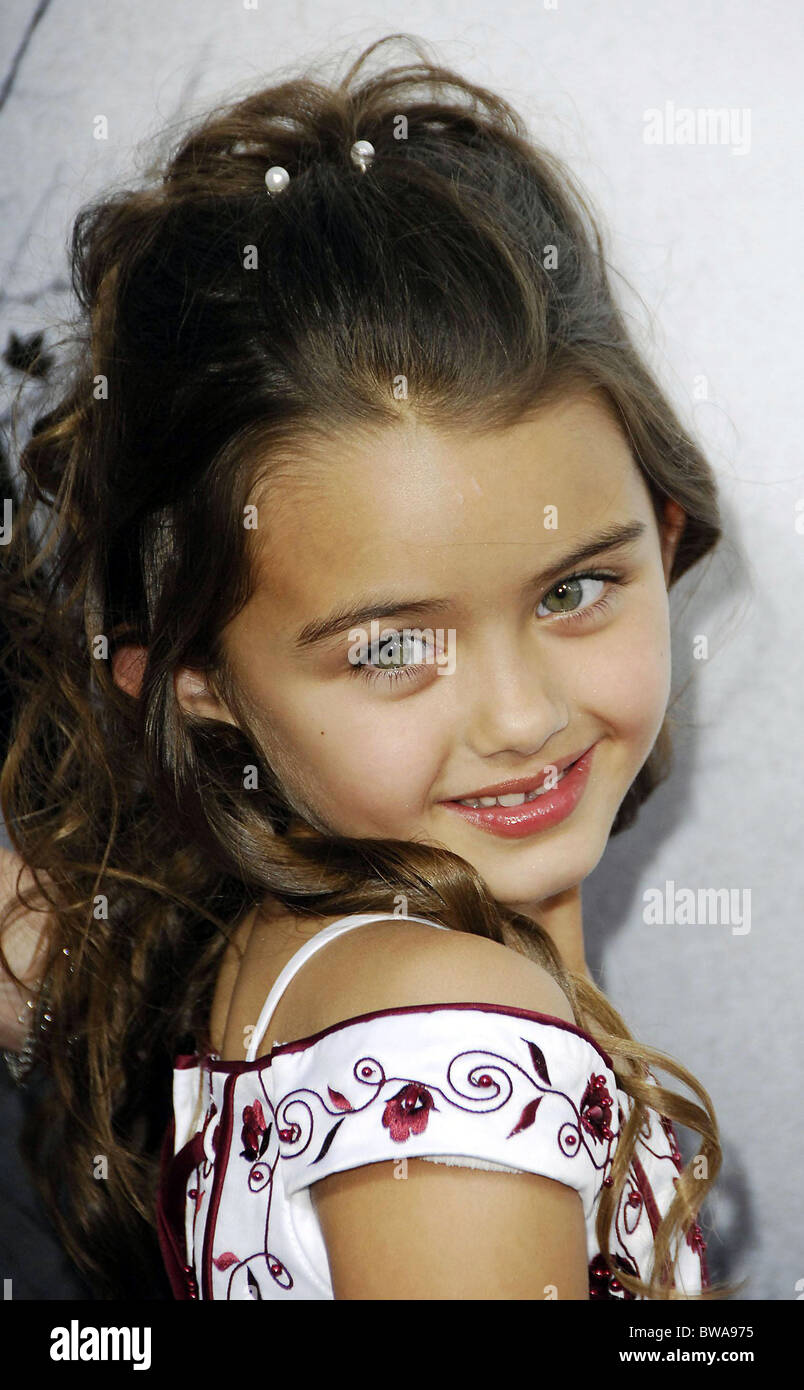 PREMONITION World Premiere Stock Photo - Alamy