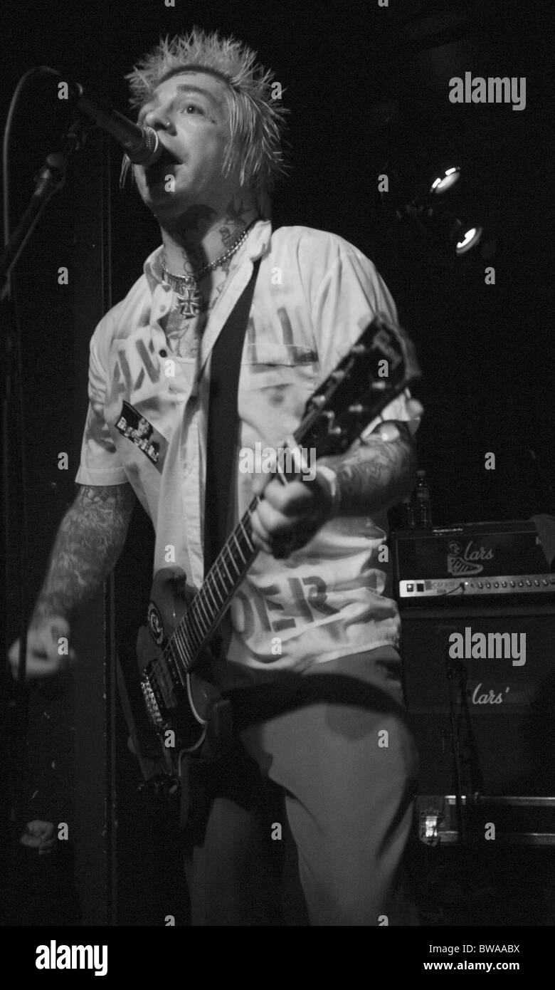 Lars fredrickson of rancid hi-res stock photography and images - Alamy