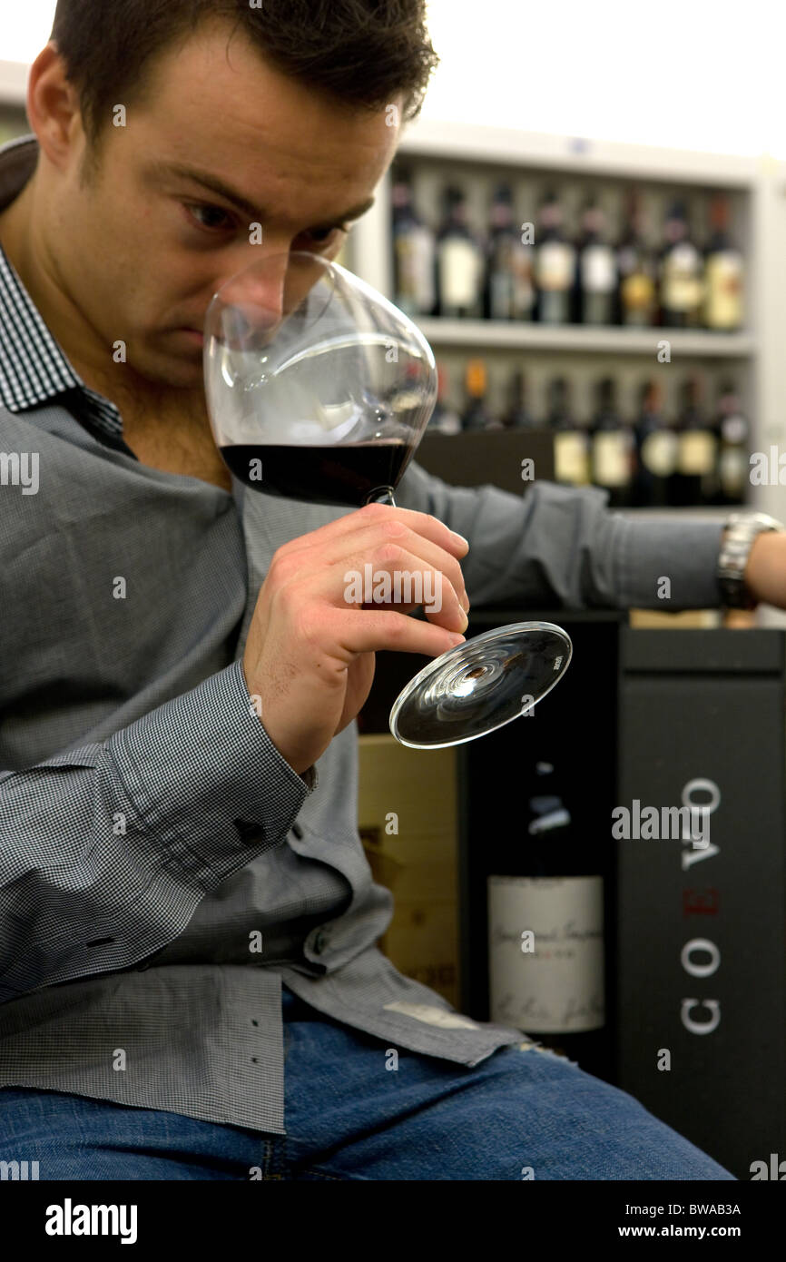 Luca Gardini, the world's best sommelier in 2010, restaurant Cracco ...