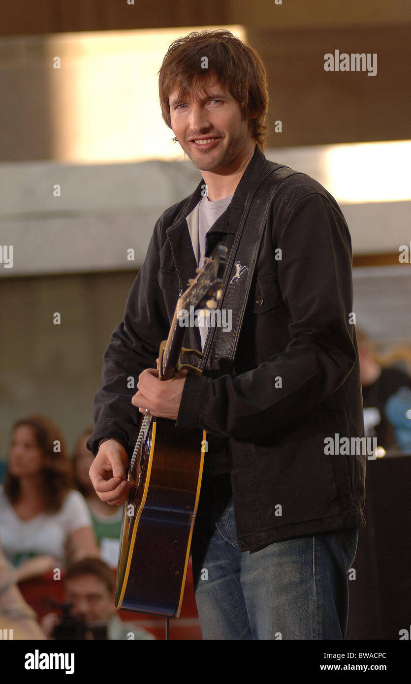 NBC Today Show Concert with JAMES BLUNT Stock Photo - Alamy