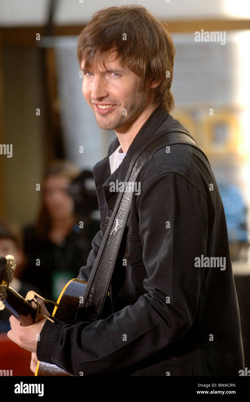 James Blunt Concert on NBC Today Show Stock Photo - Alamy