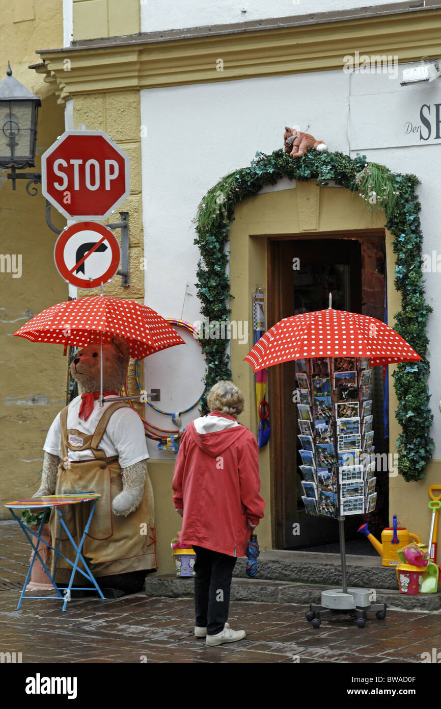 Old Store Signs High Resolution Stock Photography and Images - Alamy
