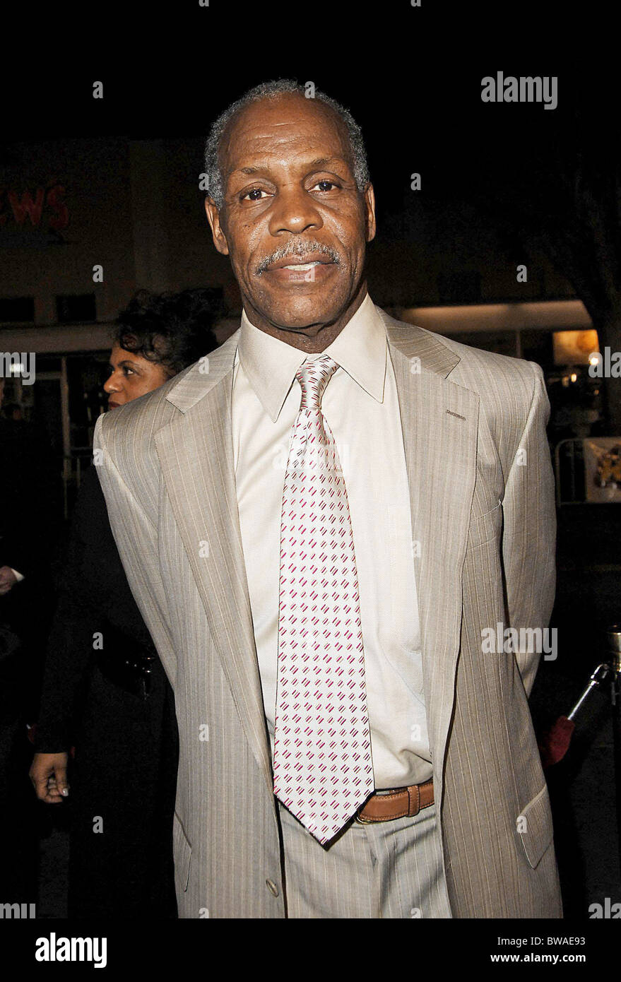 Danny glover shooter 2007 hi-res stock photography and images - Alamy