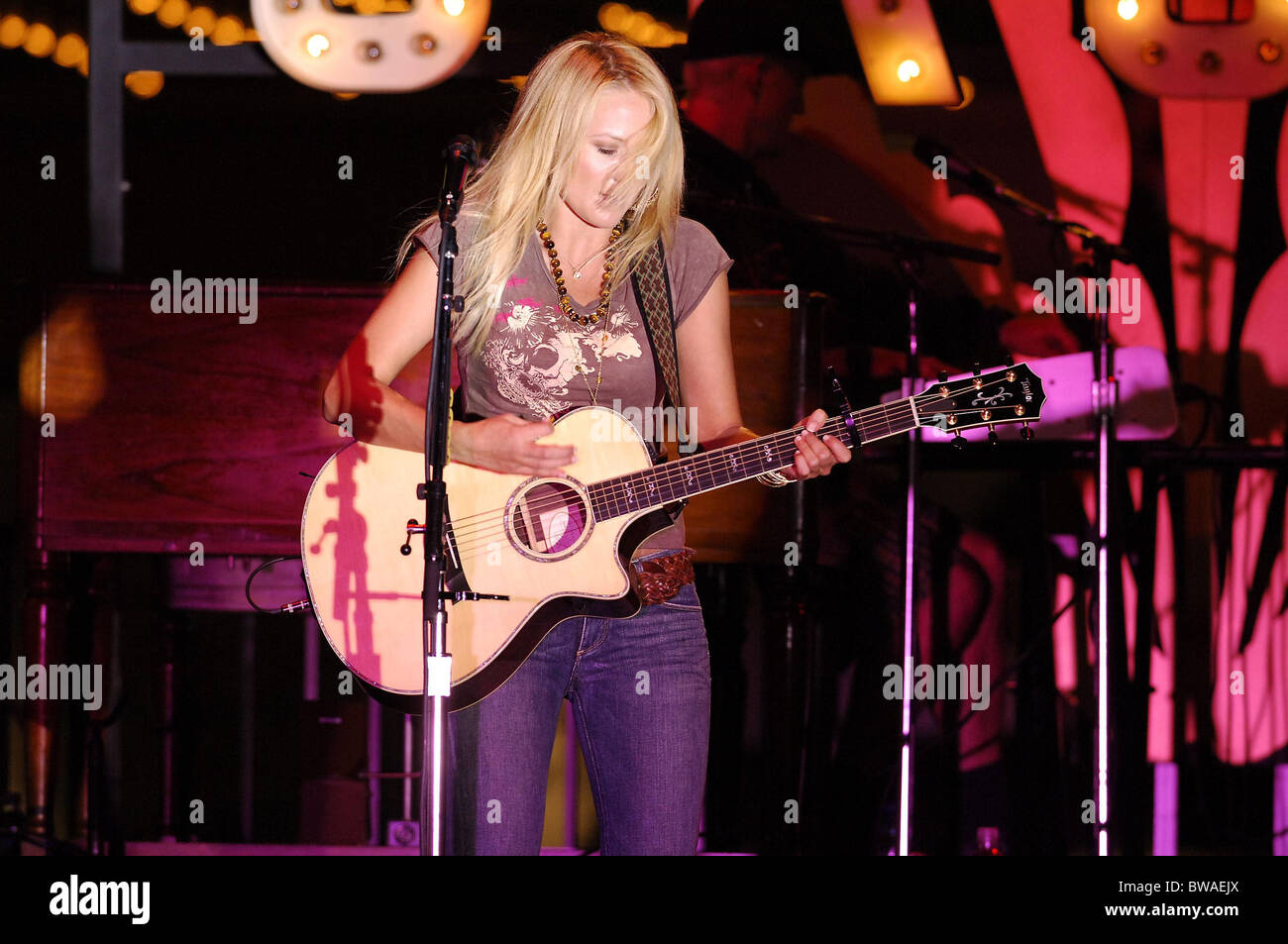 The CW Presents Summer at the Grove featuring Jewel Stock Photo - Alamy