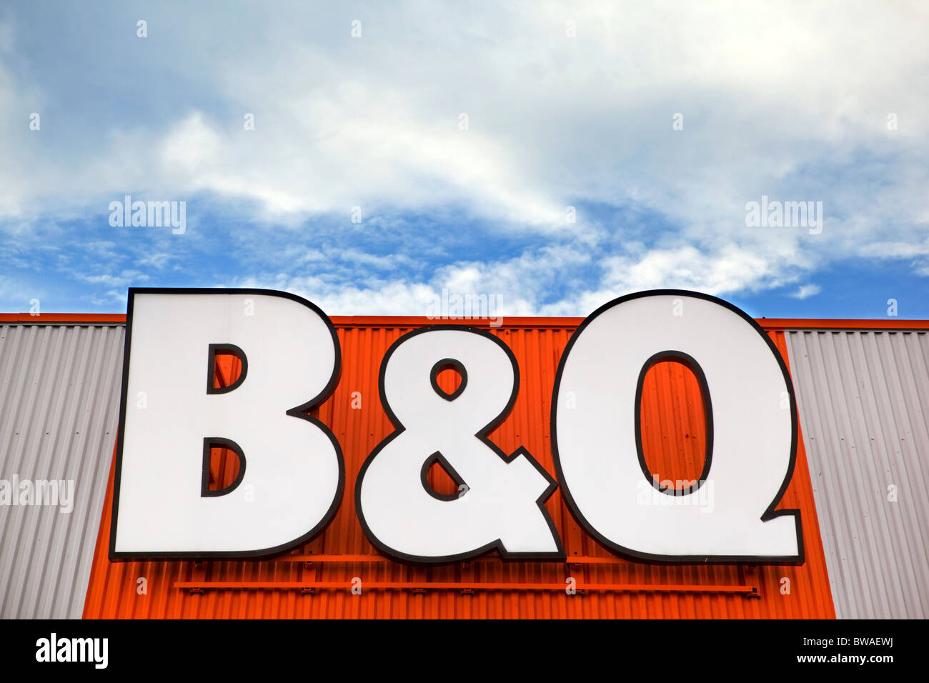 B&q logo hi-res stock photography and images - Alamy