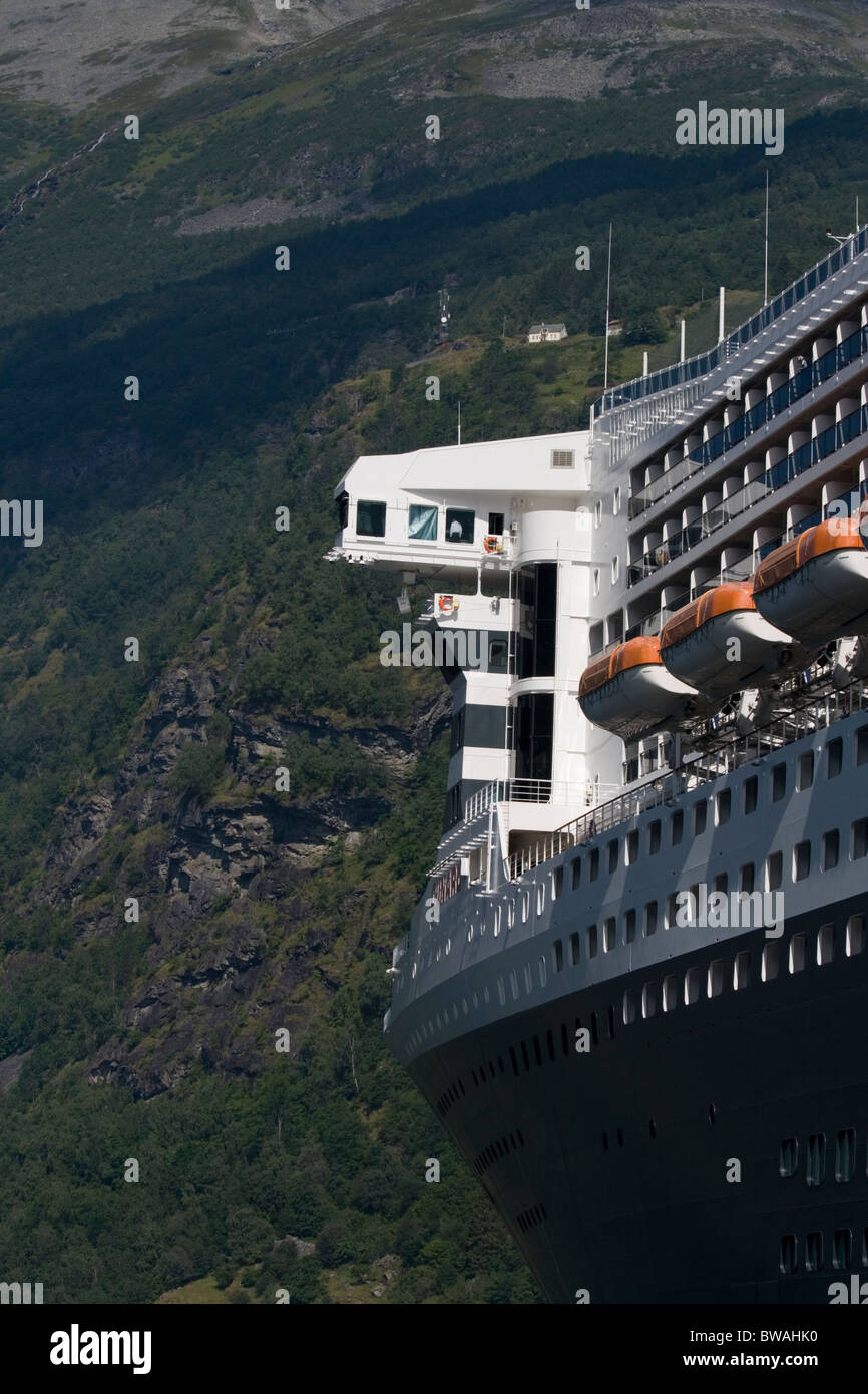 Port bridge wing hi-res stock photography and images - Alamy