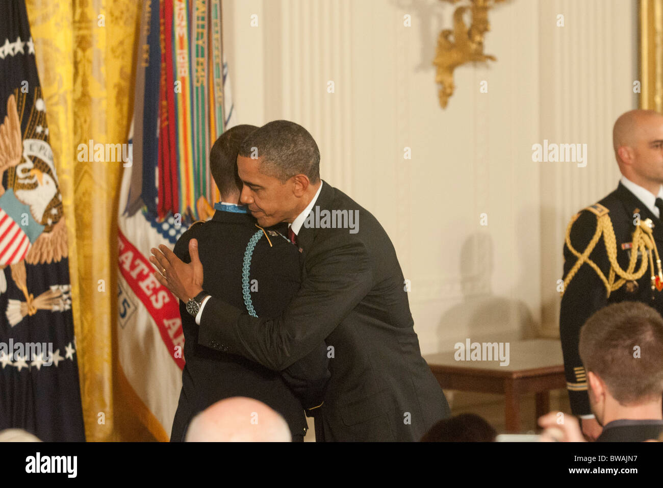 President Barack Obama awards Staff Sergeant Salvatore Giunta, the ...