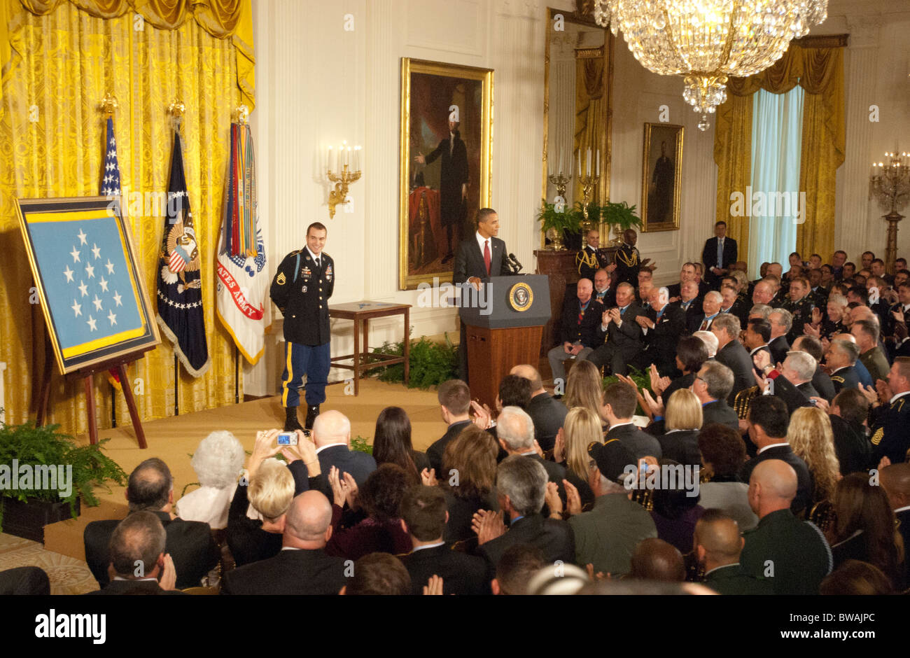 President Barack Obama awards Staff Sergeant Salvatore Giunta, the ...