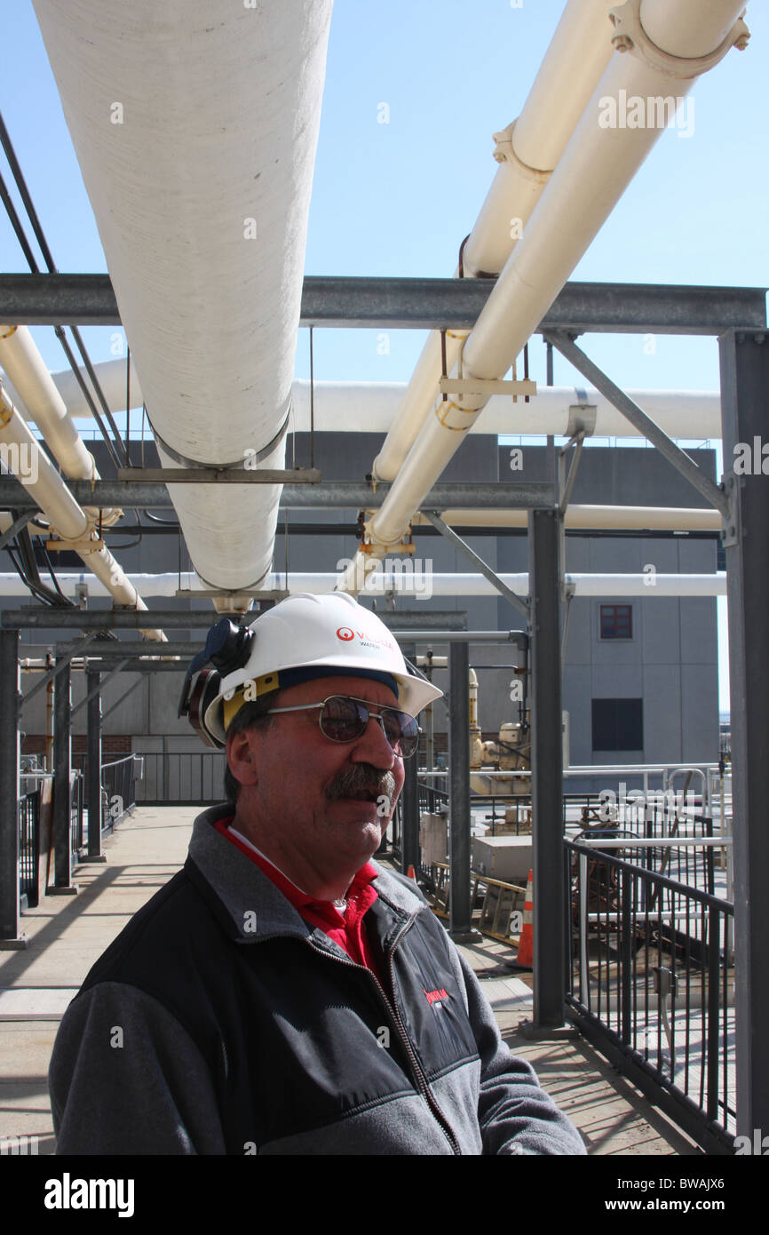 Veolia worker at the Sanitary Sewage Treatment Plant Milwaukee ...