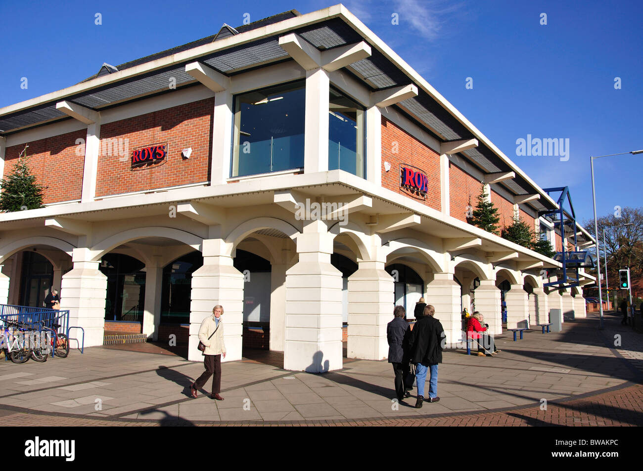 Roys department store hi-res stock photography and images - Alamy