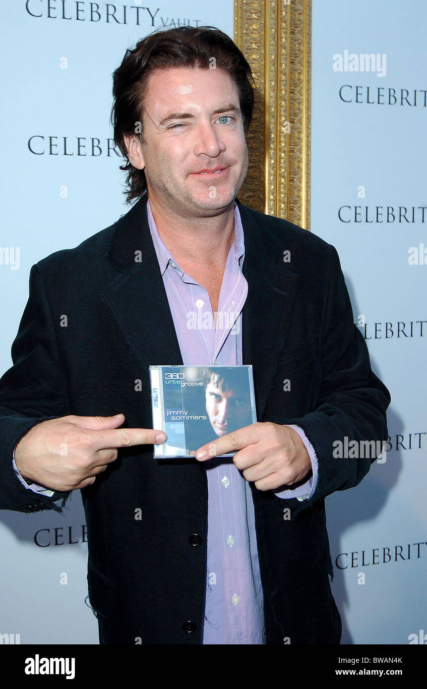 VIP Opening of the Celebrity Vault: The Art of the GRAMMY's to benefit ...