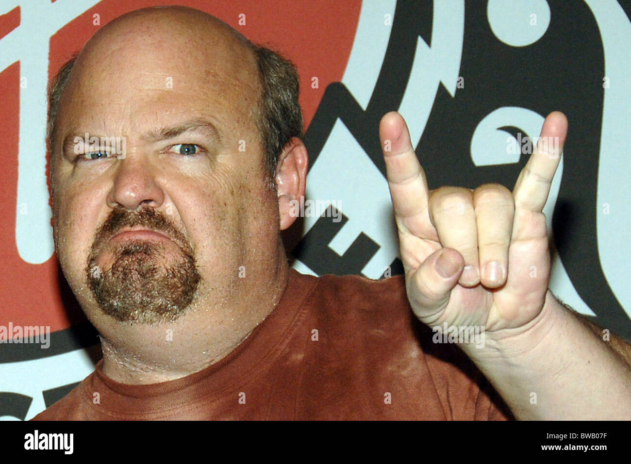 Tenacious D THE PICK OF DESTINY CD signing Stock Photo - Alamy