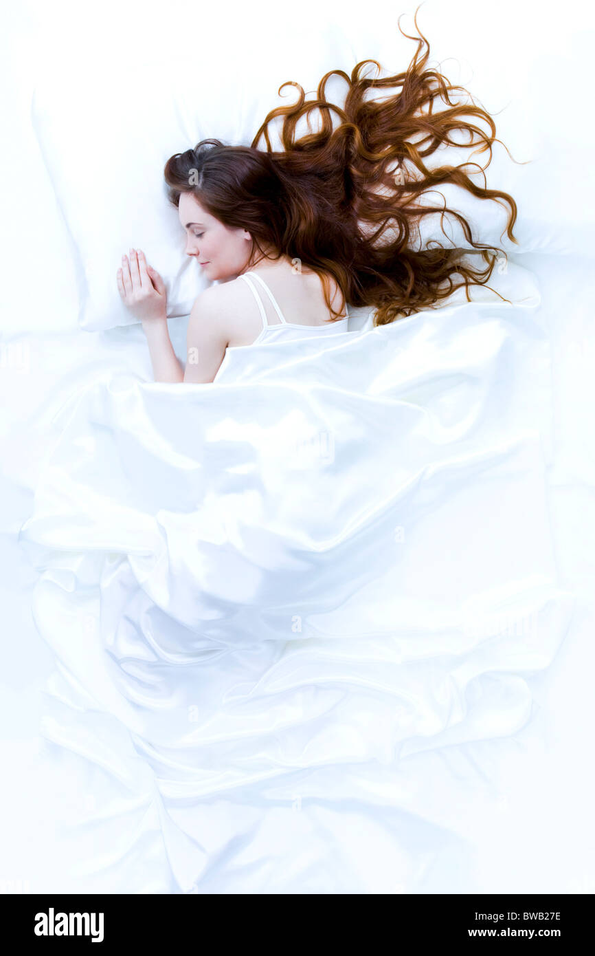Woman Covered In Sheet High Resolution Stock Photography and Images - Alamy