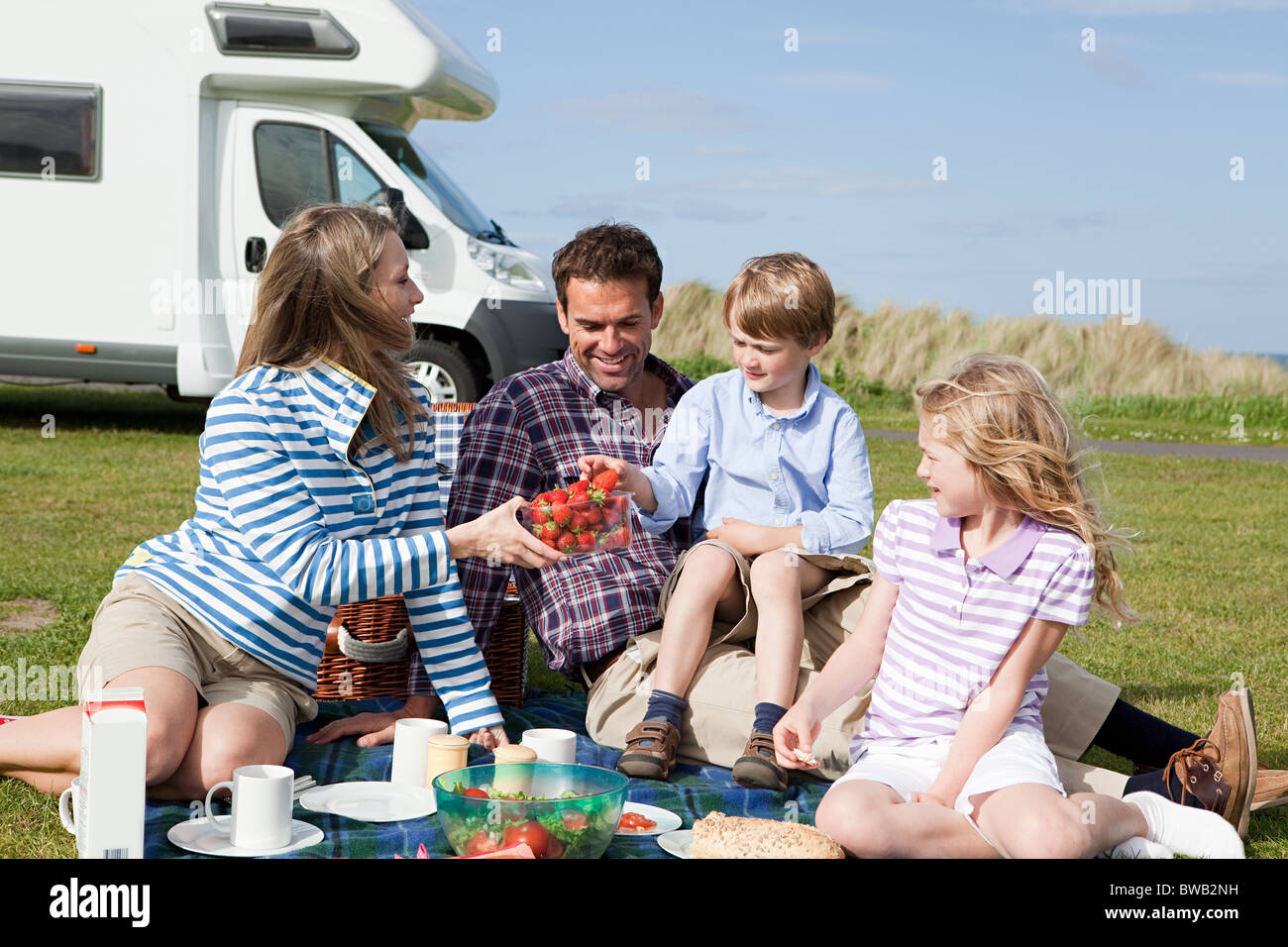 Caravan people scotland hi-res stock photography and images - Alamy