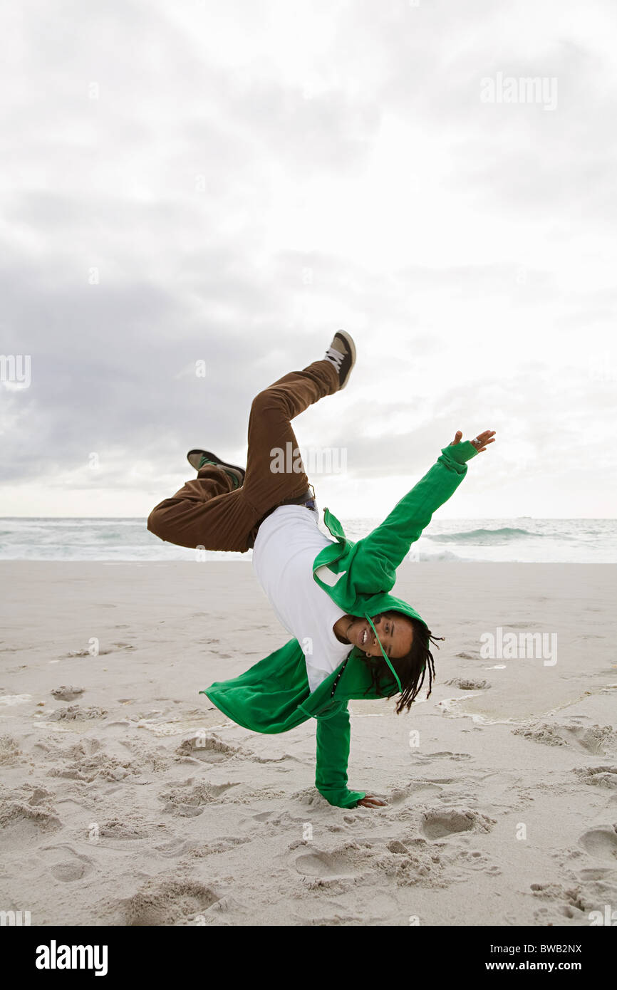Cartwheels hi-res stock photography and images - Alamy