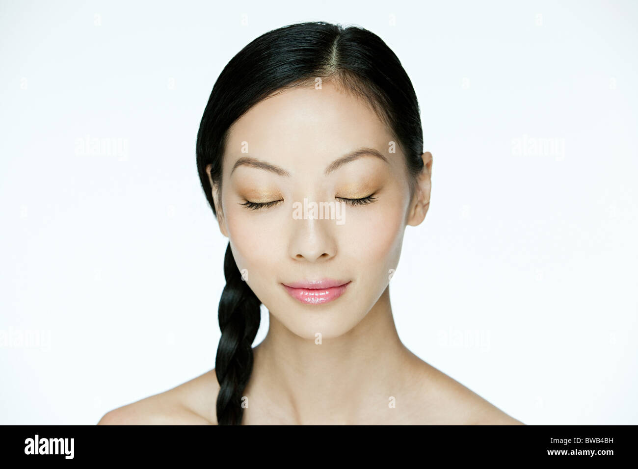 Eyes asian woman dark hair hi-res stock photography and images - Alamy